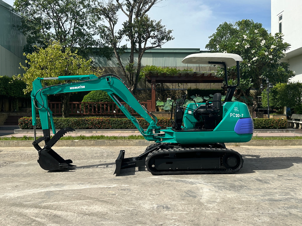 033.01 Komatsu PC20-7E Mini Excavator S/N 43570 – The NGO Company